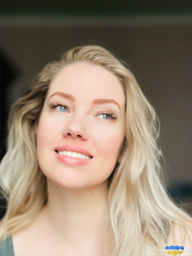 Pretty Ukrainian Woman: user: Oryna, 46 years old