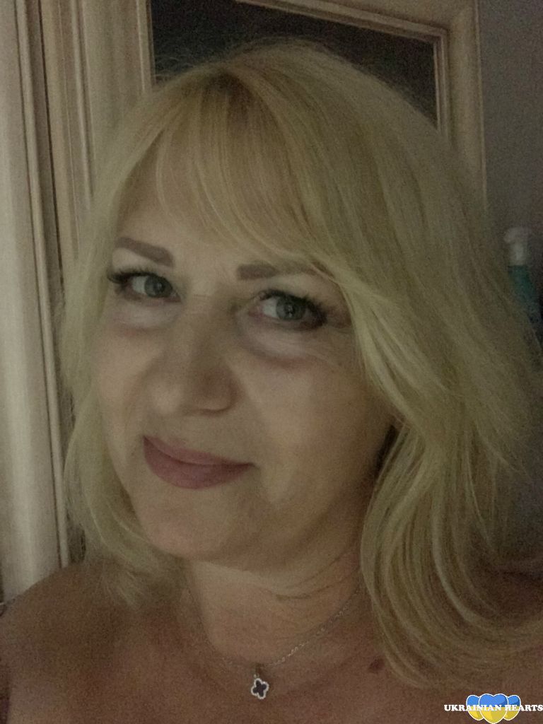 Pretty Ukrainian Woman: user: Lucy, 55 years old