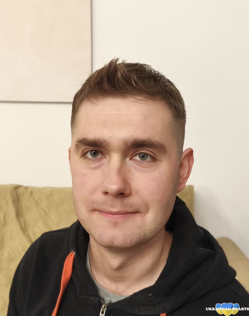 Handsome Ukrainian man: user: maxim_chs, 33 years old